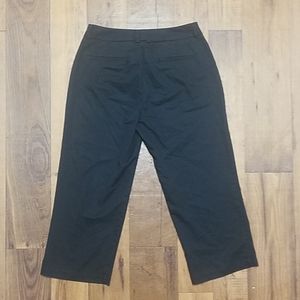 Dockers | Pants & Jumpsuits | Euc Dockers Black Capri | Poshmark